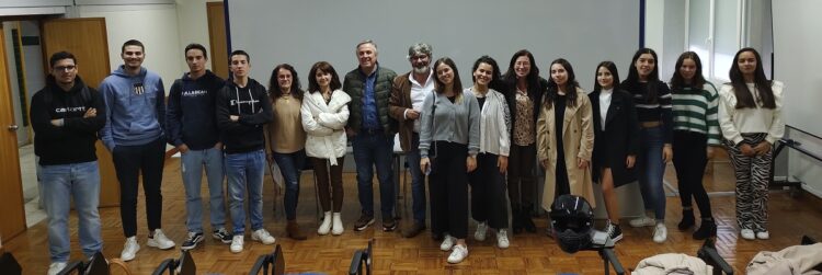 Eduarda Pinto é a nova presidente da AE do AEOH. Criar “bom ambiente ...